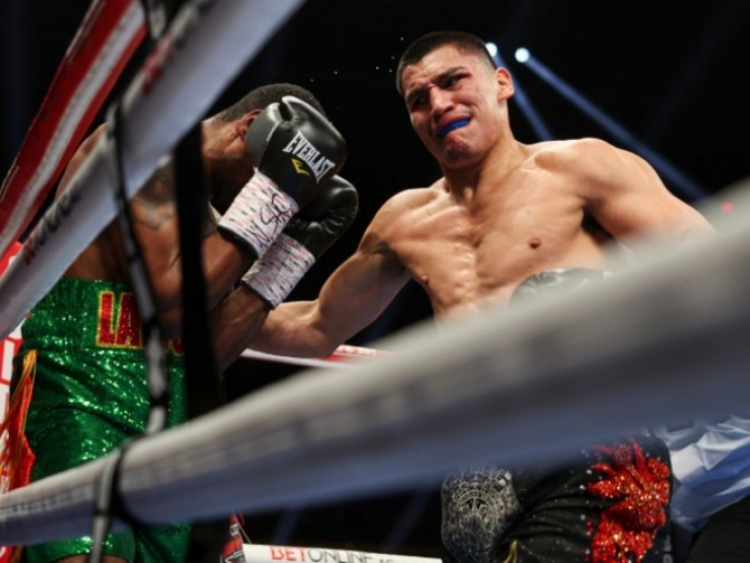 Võ sỹ đáng sợ nhất thế giới Chơi 20 trận Boxing, knock-out 100 đối thủ