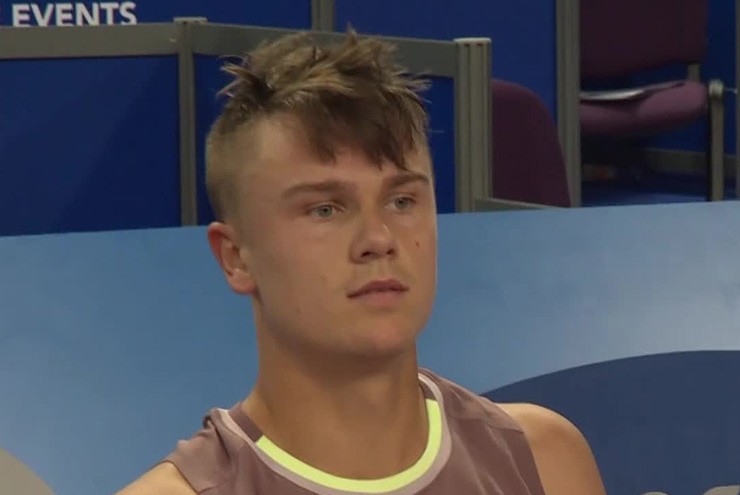 Nóng nhất thể thao tối 32 Rune cho trình làng kiểu tóc thổ dân