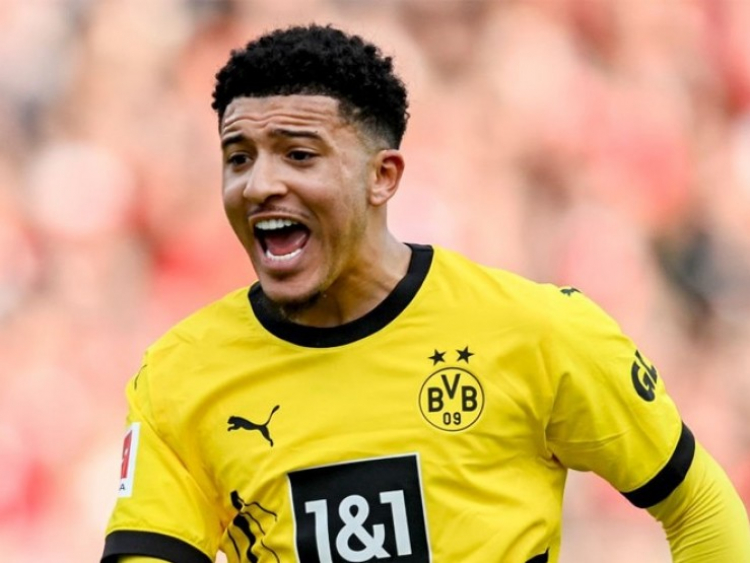 Sancho tàng hình bị HLV Dortmund chê bai, khó được đá đúng sở trường