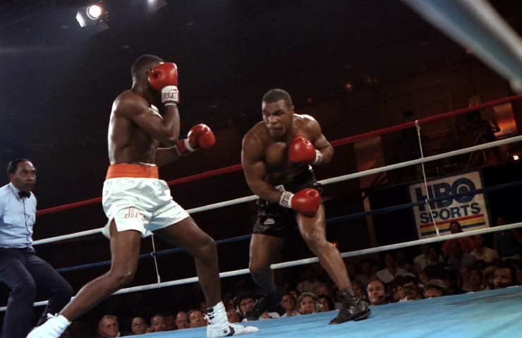 Mike Tyson chỉ tên võ sỹ chịu được Quả đấm thép, muốn đấu Floyd Mayweather