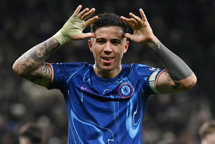 Real Madrid tính mua Enzo Fernandez, Chelsea chốt đơn với giá miễn ...