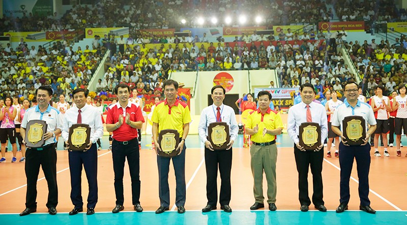 Li-Ning tự hào 16 năm đồng hành cùng giải bóng chuyền nữ quốc tế VTV Cup
