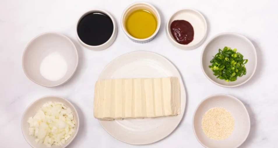 Đậu phụ kho kiểu Hàn Quốc đơn giản mà tuyệt ngon