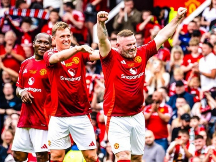 Video bóng đá các huyền thoại MU - Celtic Rooney lập siêu phẩm đẳng cấp ...
