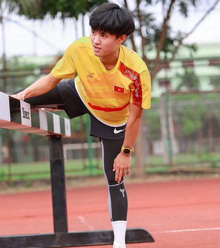 VĐV 22 tuổi vượt tượng đài Nguyễn Văn Lai, phá kỷ lục điền kinh tồn tại ...