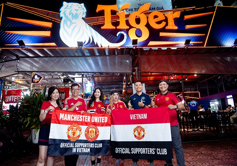 Tiger - Bia chính thức của Câu lạc bộ Bóng đá Manchester United