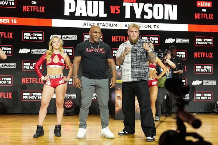 Trận đấm bốc Mike Tyson - Ông cháu kém 31 tuổi bị chỉ trích, bố mẹ lo ...