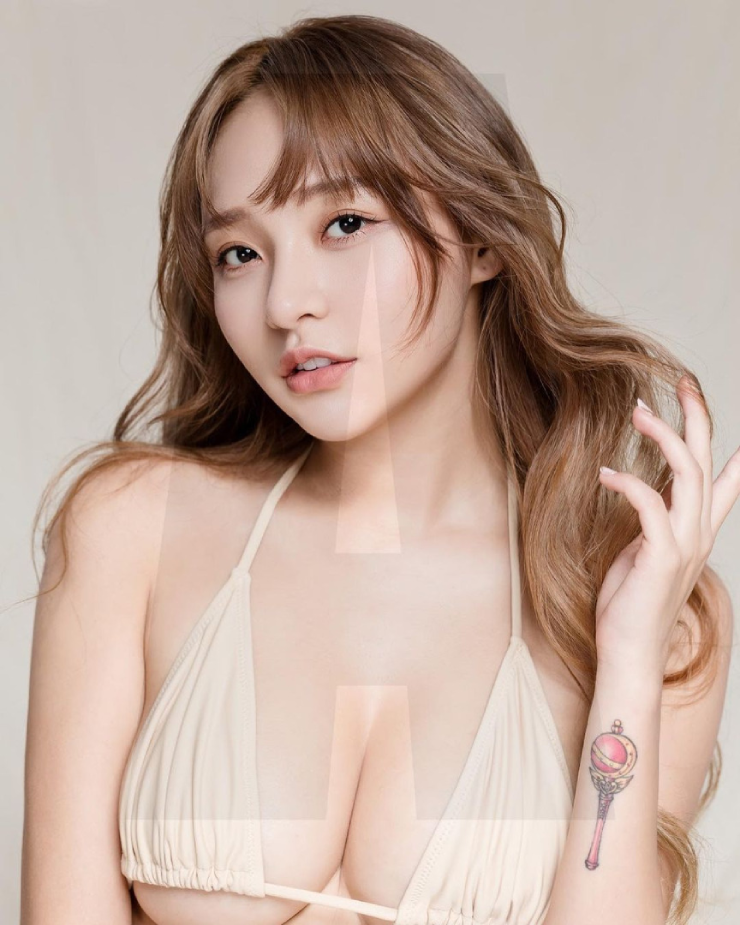 Hoạt náo viên thể thao tuyệt đẹp, được phong Nữ thần đội bóng