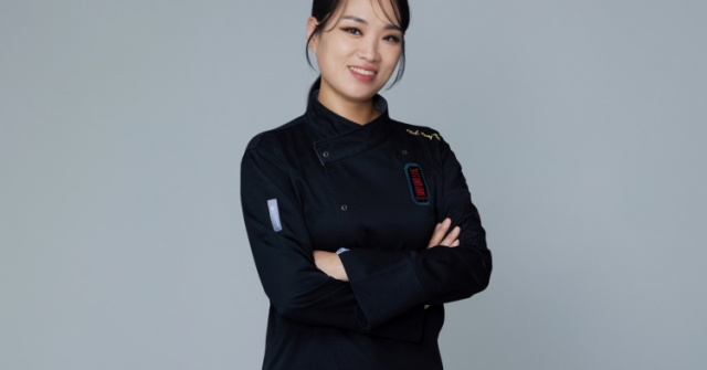 Nữ hoàng Dim Sum của Netflix Jung Ji-sun đến Hồng Kông trổ tài nấu nướng